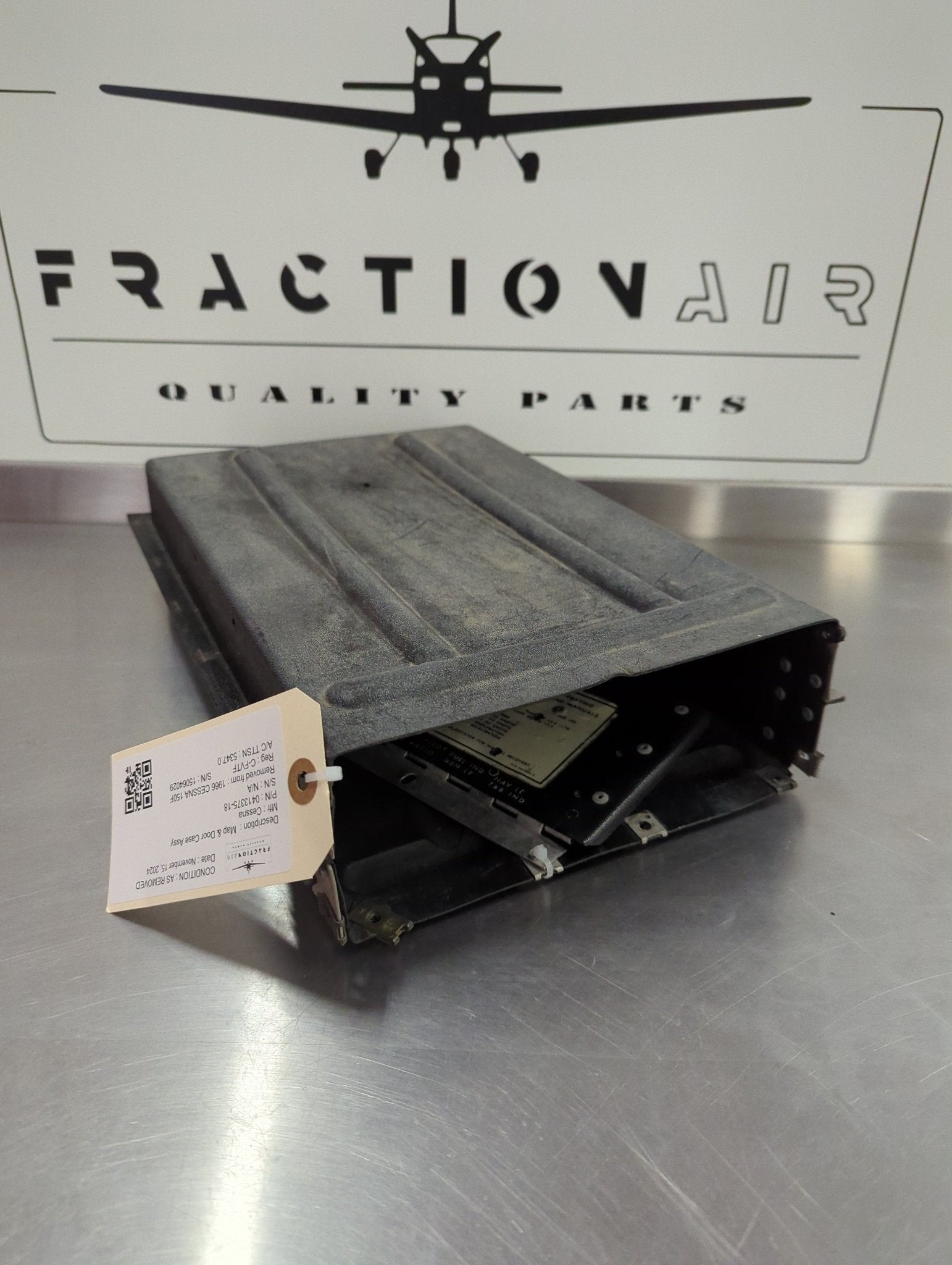 0413375-18 / 0413375-28 CESSNA 150F Map & Door Case Assy - FractionAIR ...