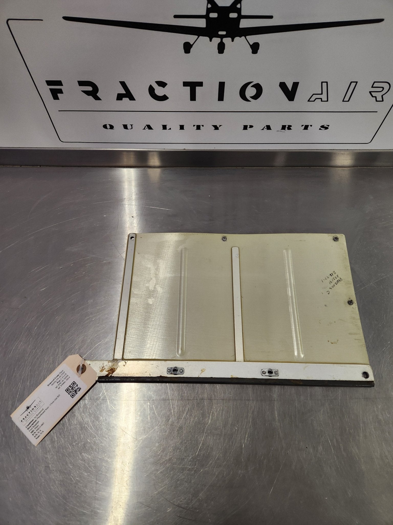 89618-002 Piper Floorboard Assy - Close Out LH Fwd Baggage ...