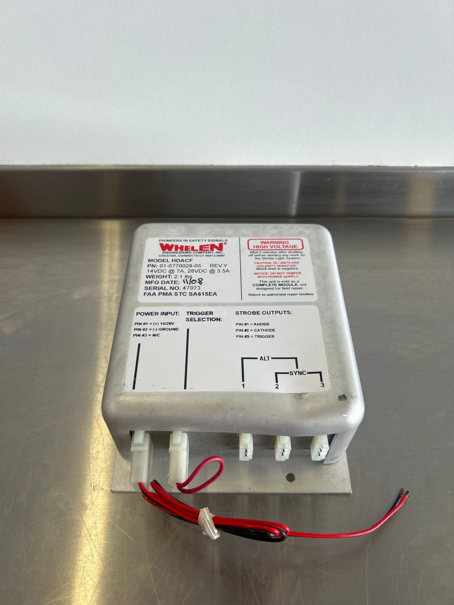 Whelen HDACF Power Supply ( 14V / 28V ) - 01-0770028-05 - FractionAIR Parts – FractionAIR inc.